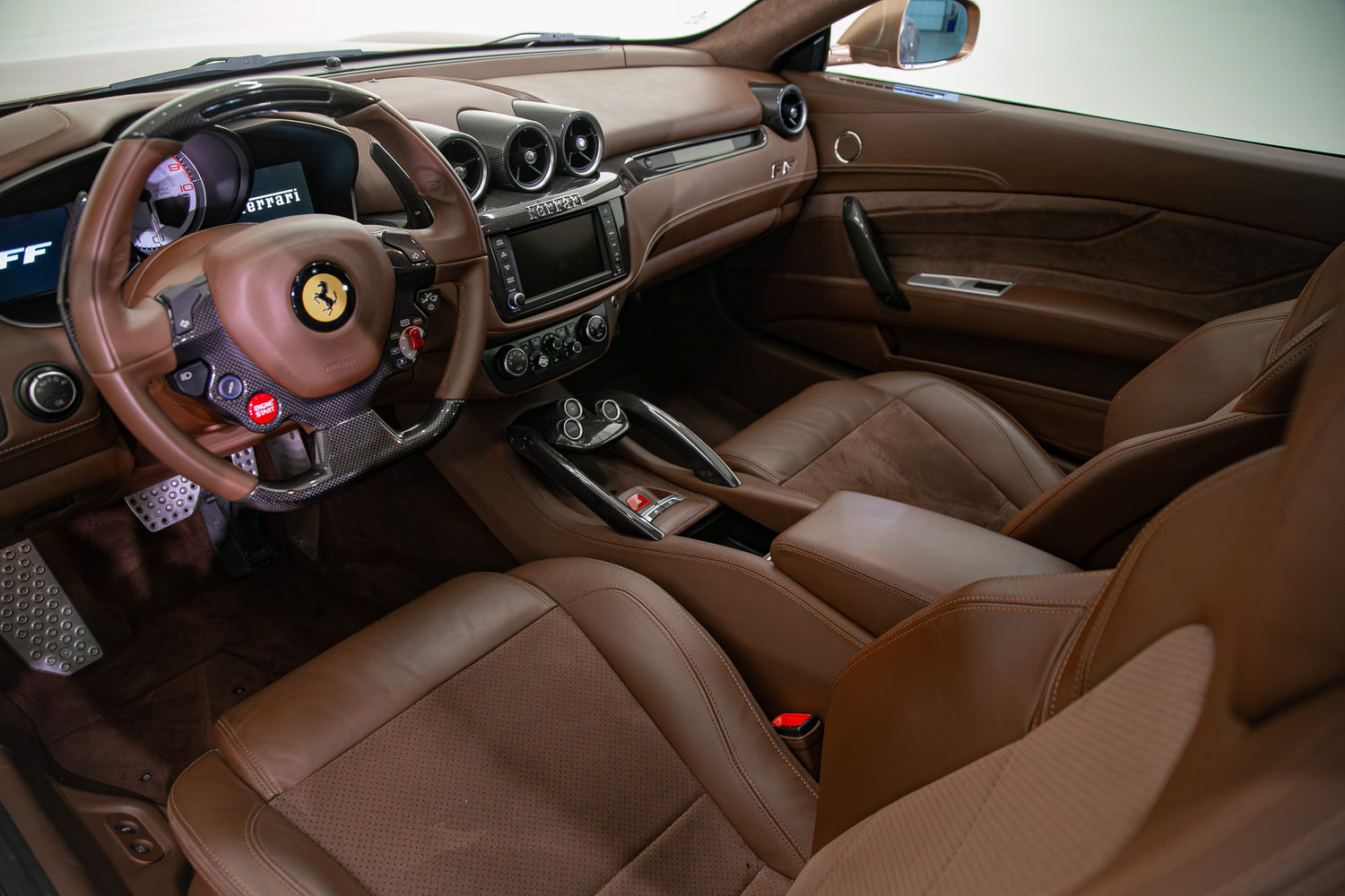 ferrari ff interior