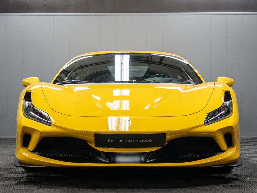 Occasion F8 Tributo 2021 à vendre à Wavre | Ferrari Approved