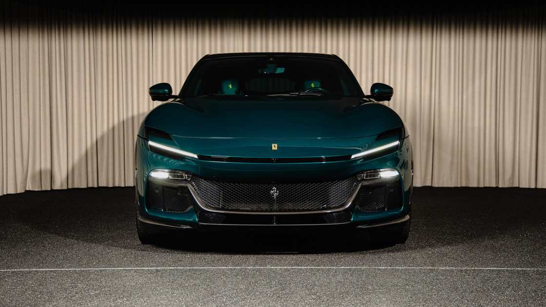 Approved aus Vorbesitz Purosangue zu verkaufen in Lyngby | Ferrari Dealer