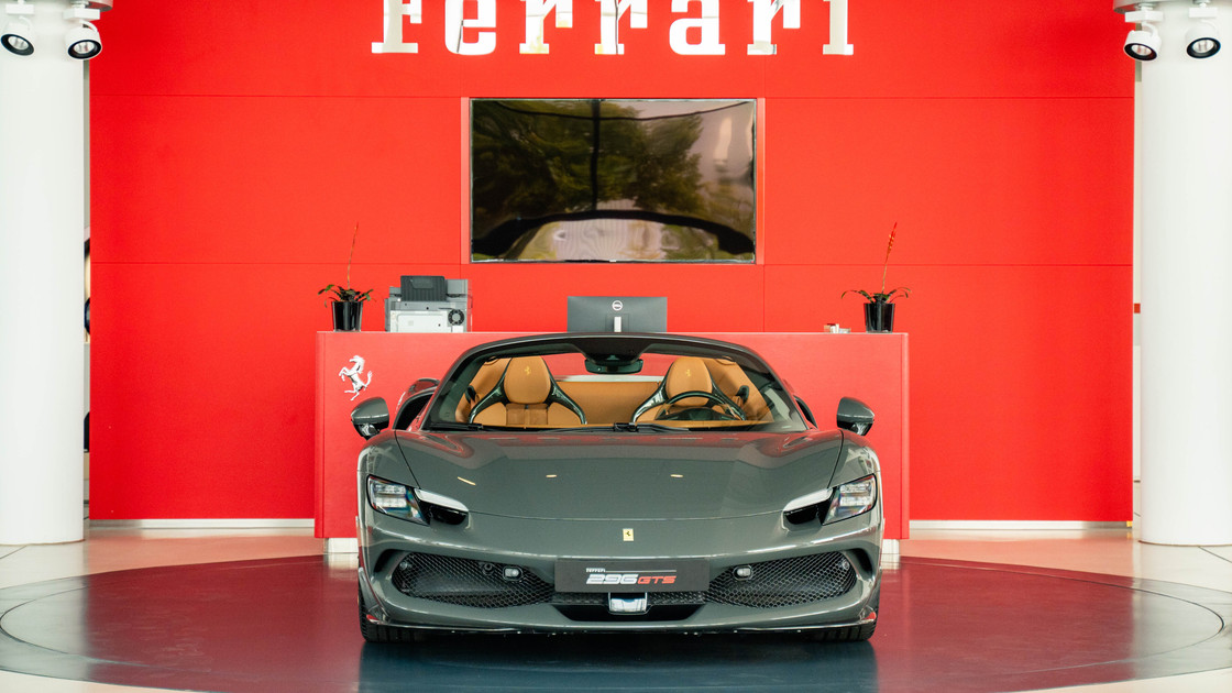 Approved aus Vorbesitz 296 GTS zu verkaufen in Hannover | Ferrari Dealer