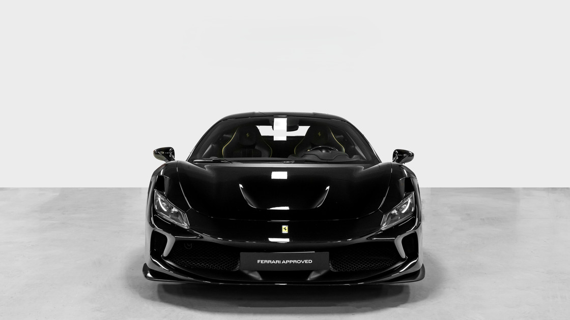 2020 F8 Tributo Usata in vendita a Torino | Ferrari Approved