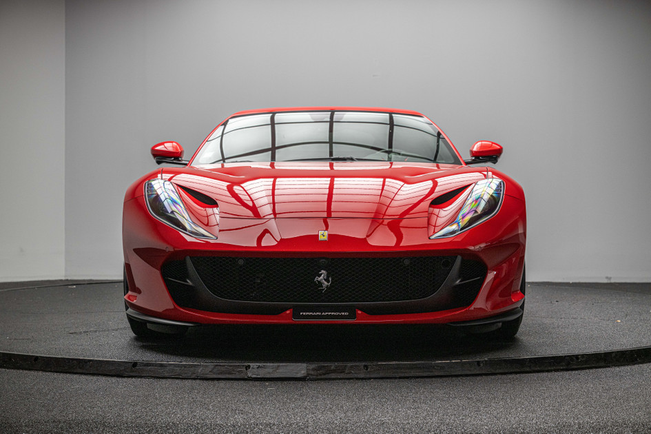 2019 812 Superfast for Sale in Paris | Ferrari Approved