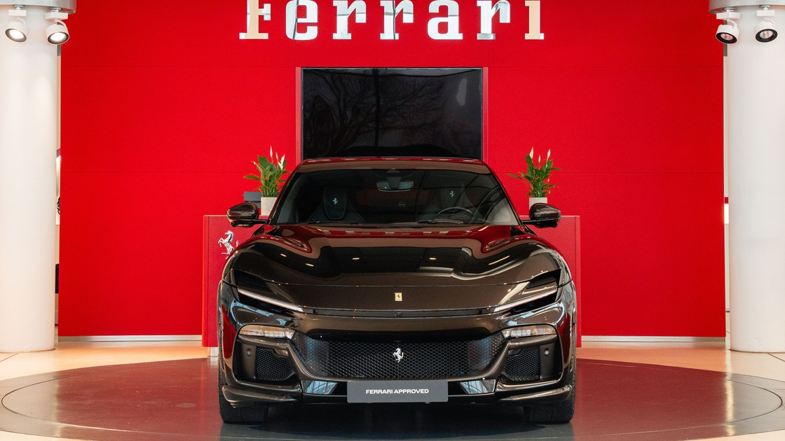 2024 Purosangue for Sale in Hannover | Ferrari Approved