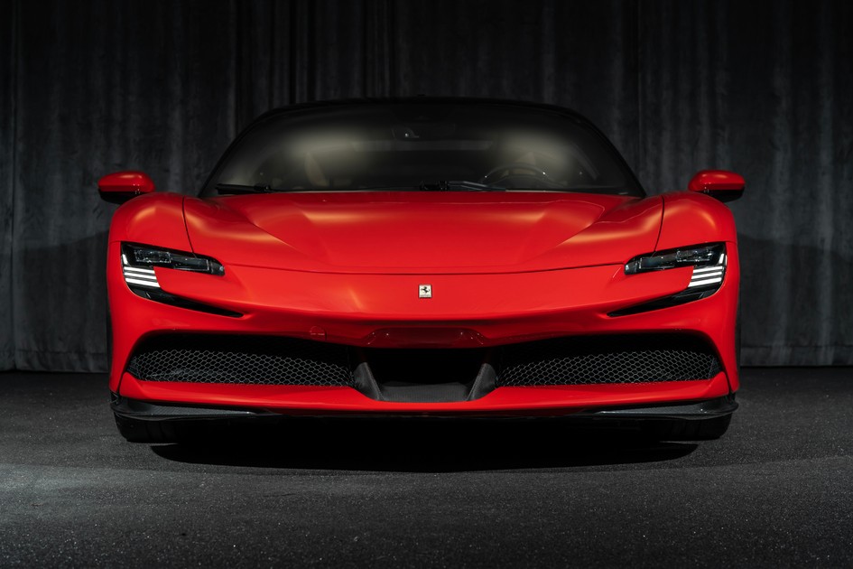 在Billingstad出售2019 SF90 Stradale 易手车 | 法拉利认证