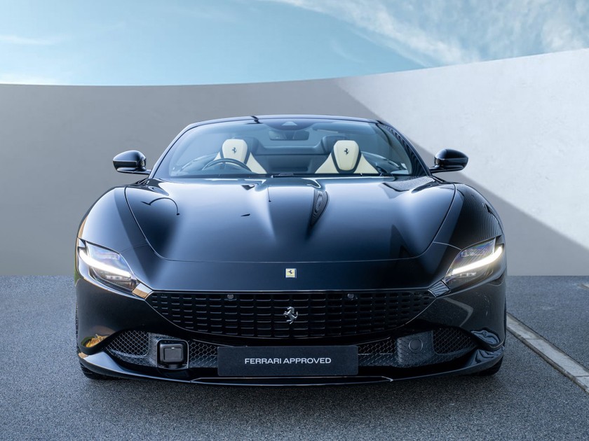 2024 Ferrari Roma Spider Usata in vendita a Leeds West Yorkshire ...