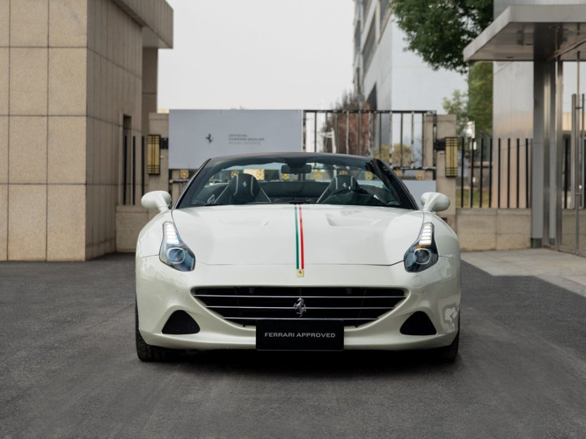 2015 Ferrari California T for Sale in Wuhan China | Ferrari Approved