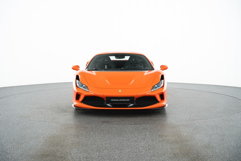 Used F8 Tributo 2022 for sale in Vösendorf Austria | Ferrari Approved