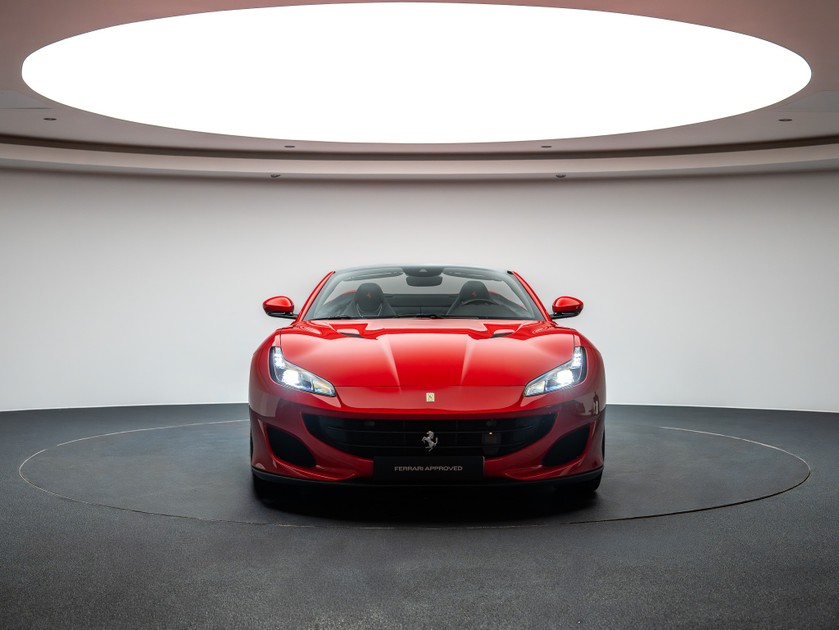 Used Ferrari Portofino 2019 for sale in Le Cannet France | Ferrari Approved