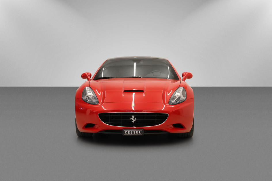 2010 Ferrari California for Sale in Zug | Ferrari Approved