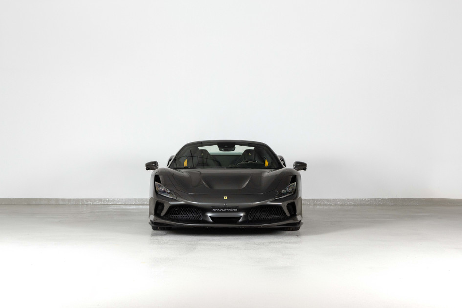 Dubaiにおける中古車F8 Spider 2020販売についての詳細 | Ferrari Approved