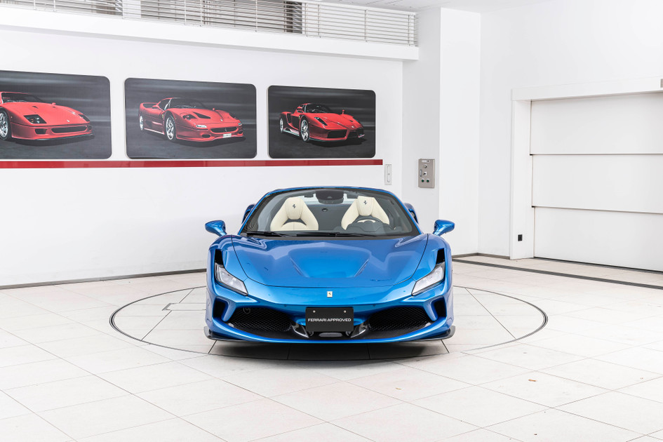 港区 東京都における中古車F8 Spider 2022販売についての詳細 | Ferrari Approved