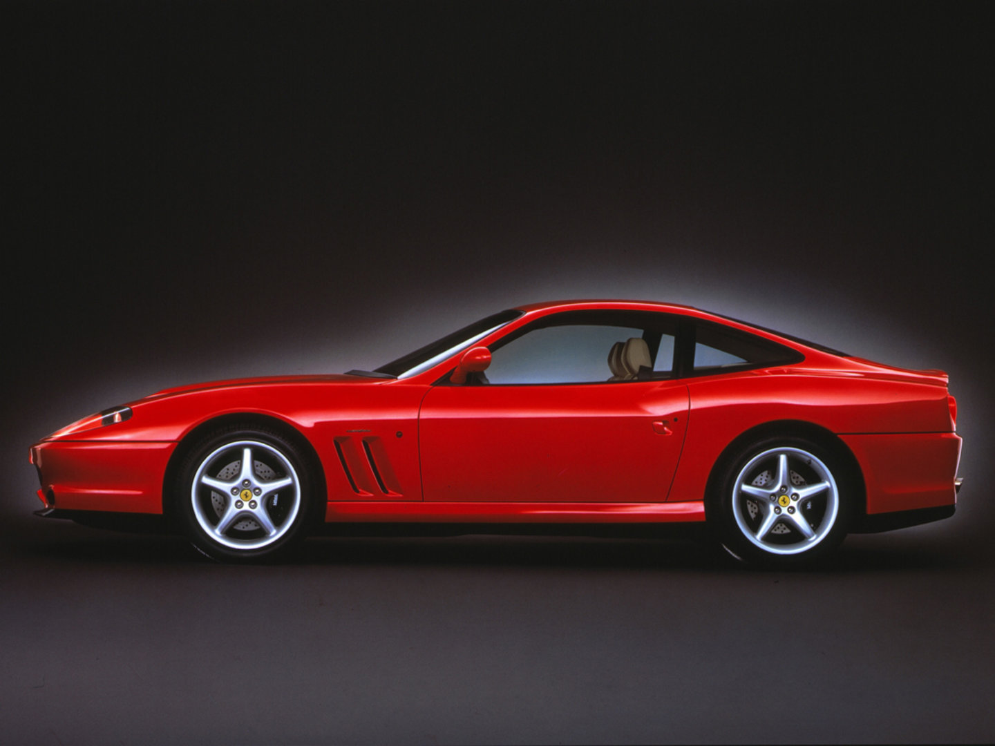 Ferrari 550 Maranello (1996) - Ferrari.com